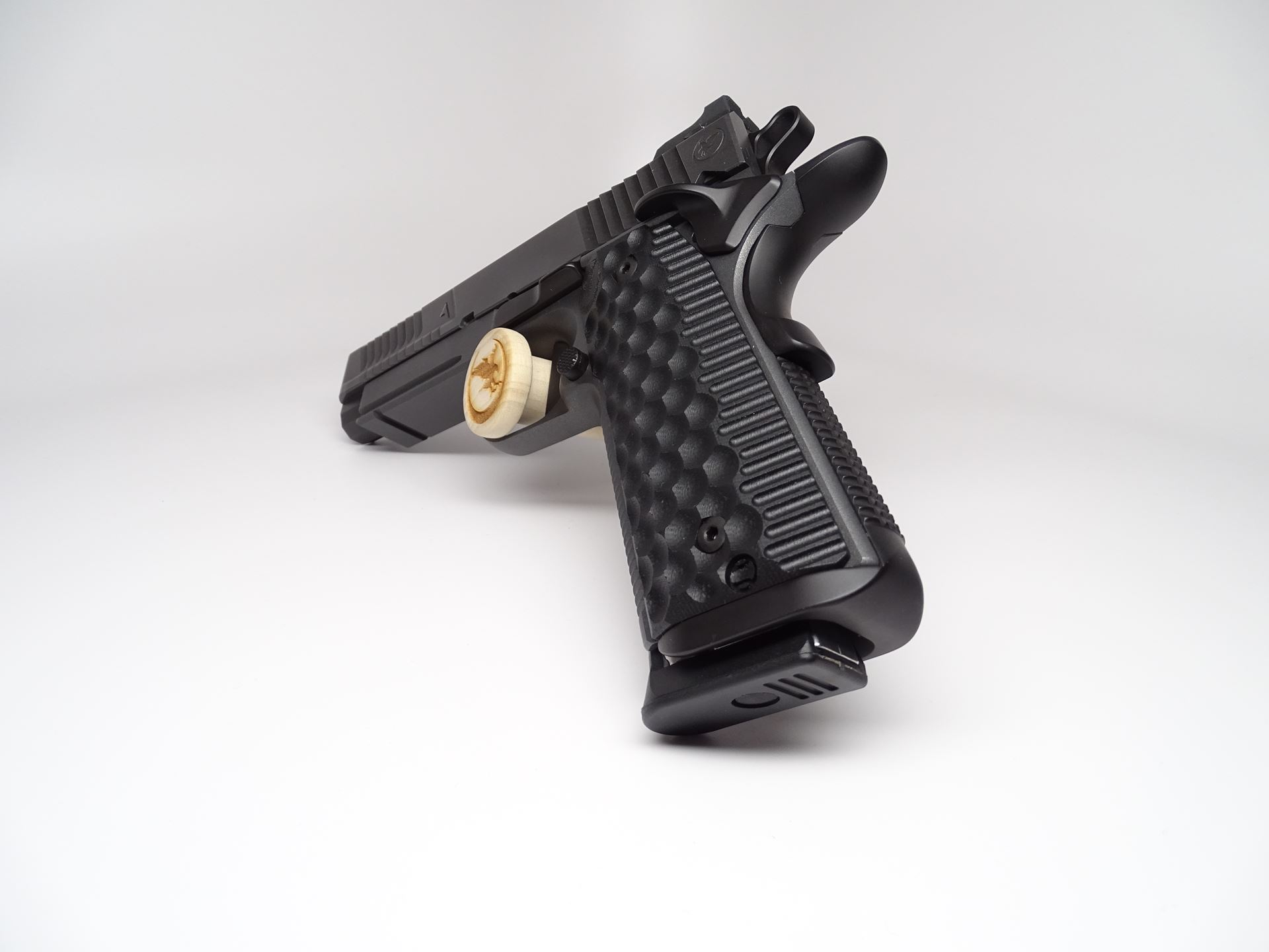 Like New Nighthawk Custom Agent 1 | Reactive Gunworks